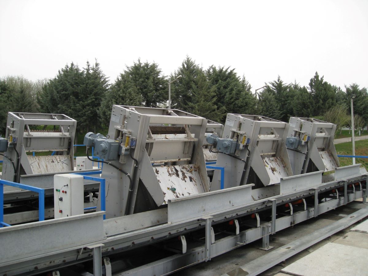 Multi Rake Bar Screen - Screening Equipment - Vortex Engineering