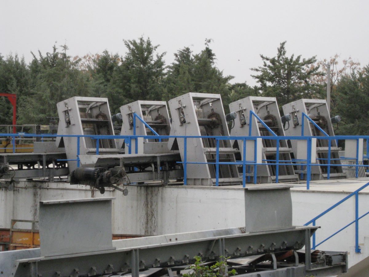 Multi Rake Bar Screen - Screening Equipment - Vortex Engineering