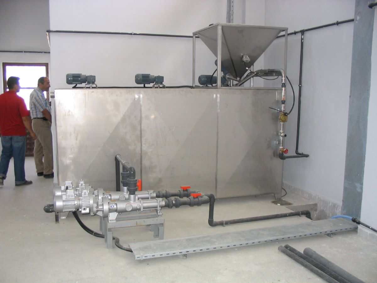 Polymer Preparation System -Sludge Removal- Vortex Engineering